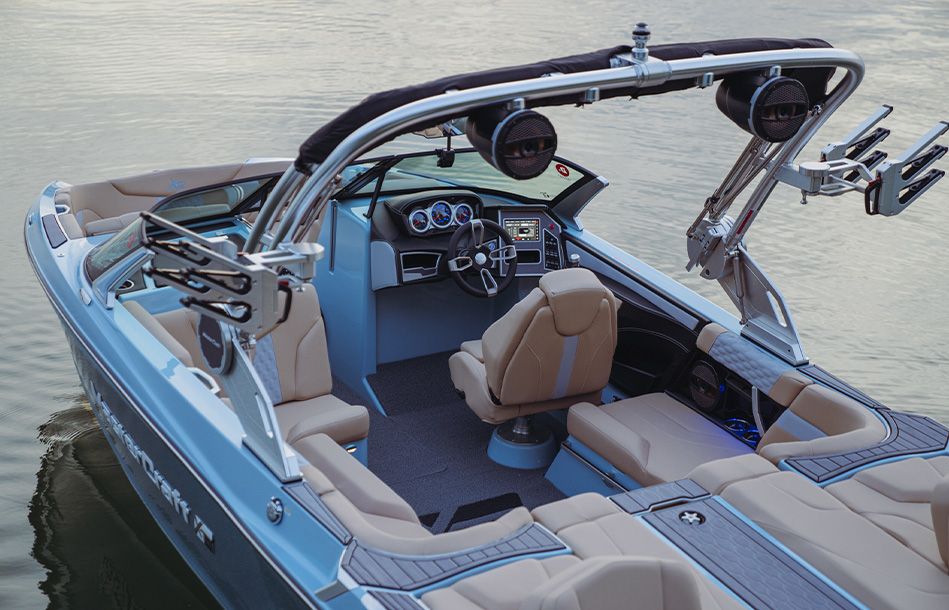 MasterCraft has long been synonymous with superior craftsmanship and ...